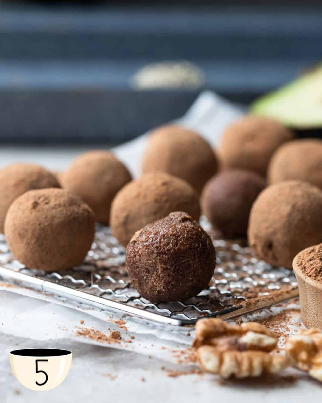 Healthy Bliss Balls for Kids (No-Bake, Gluten-Free) - AtMyTable